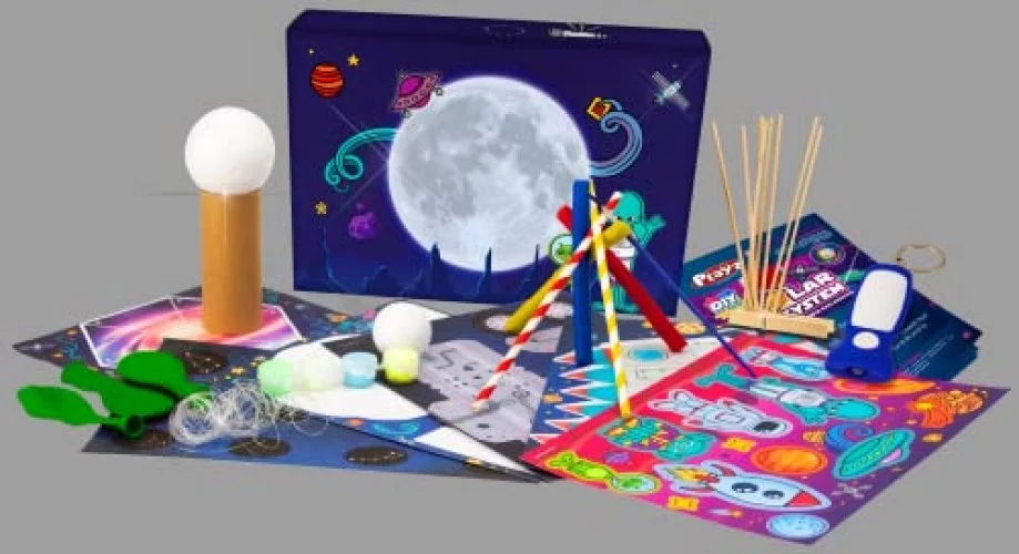 Playz Solar System for Kids Exploration Kit - 17 Outer Space STEM ...