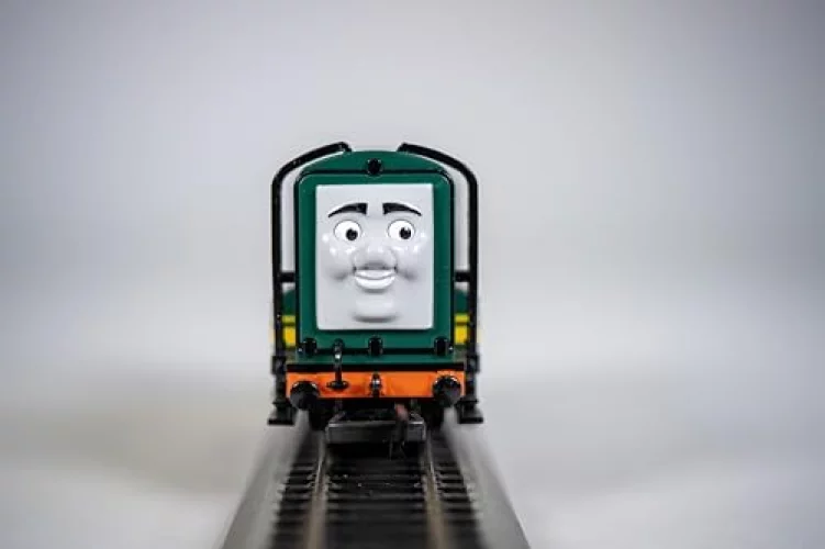 Bachmann Thomas & Friends Paxton Engine with Moving Eyes - HO Scale ...